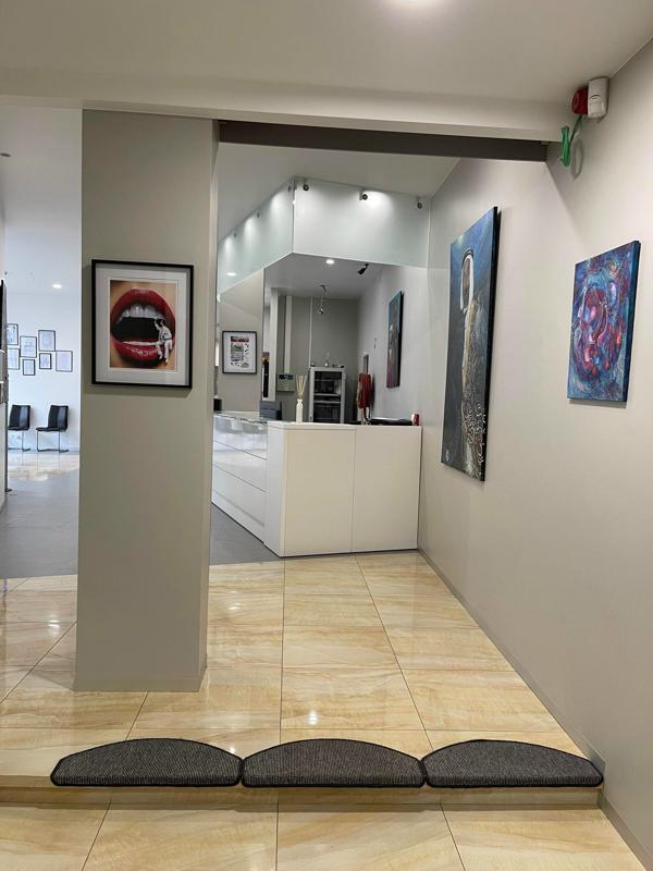 Walid Sam (Dentiste): Prenez rendez-vous en ligne